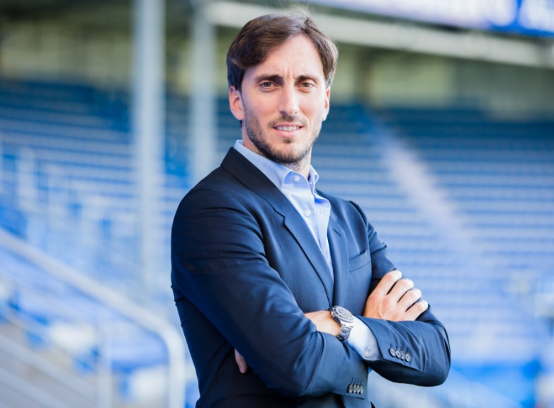 Luis Zubeldía fue presentado como nuevo entrenador de Alavés « Diario ...