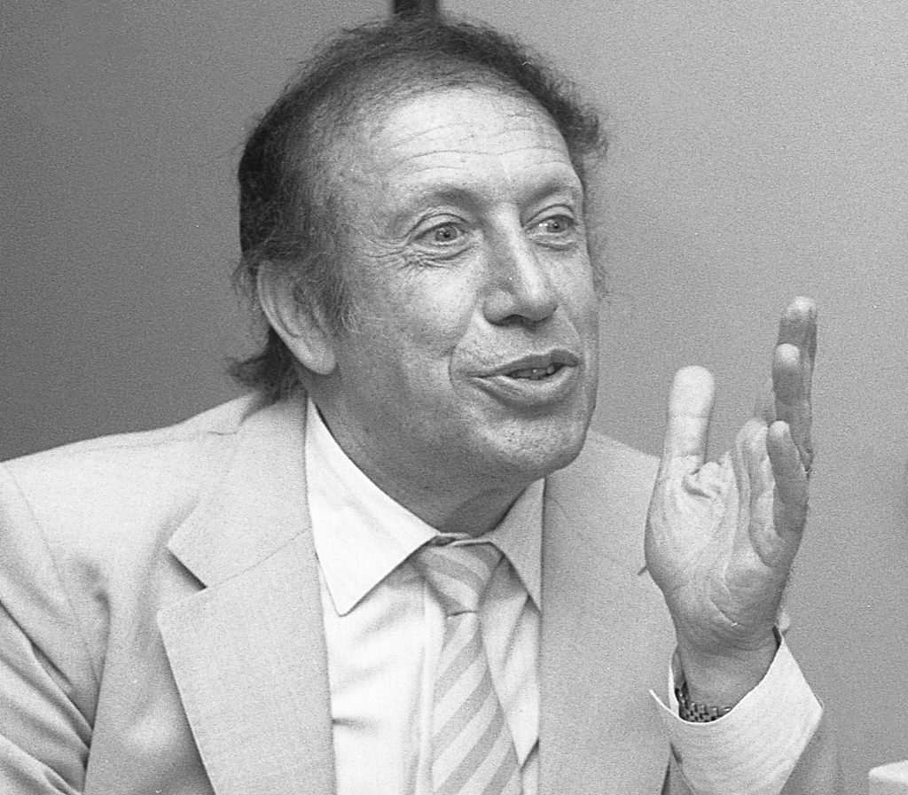 El cantante de boleros Roberto Yanés falleció a los 87 años « Diario La ...