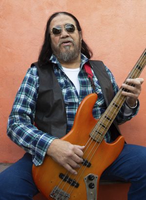 Alejandro Medina: “Se está contando mal la historia del rock argentino ...