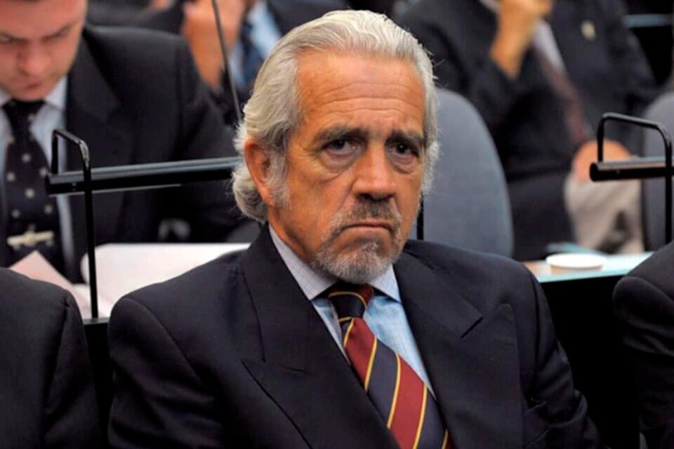 Repudian la libertad condicional al represor de la ESMA Juan Carlos ...