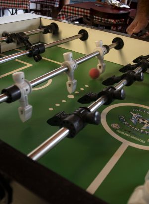 Metegol, un juego que resiste la irrupción del “gaming” y organiza ...