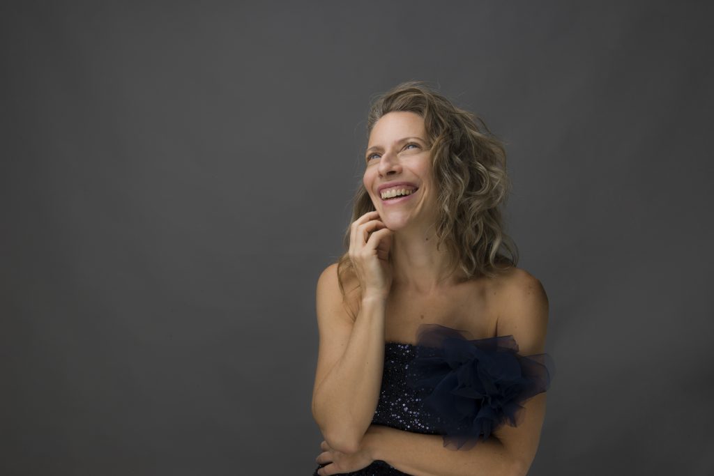 Elena Roger: “En este espectáculo soy yo, no estoy atrás de ningún personaje” « Diario La ...